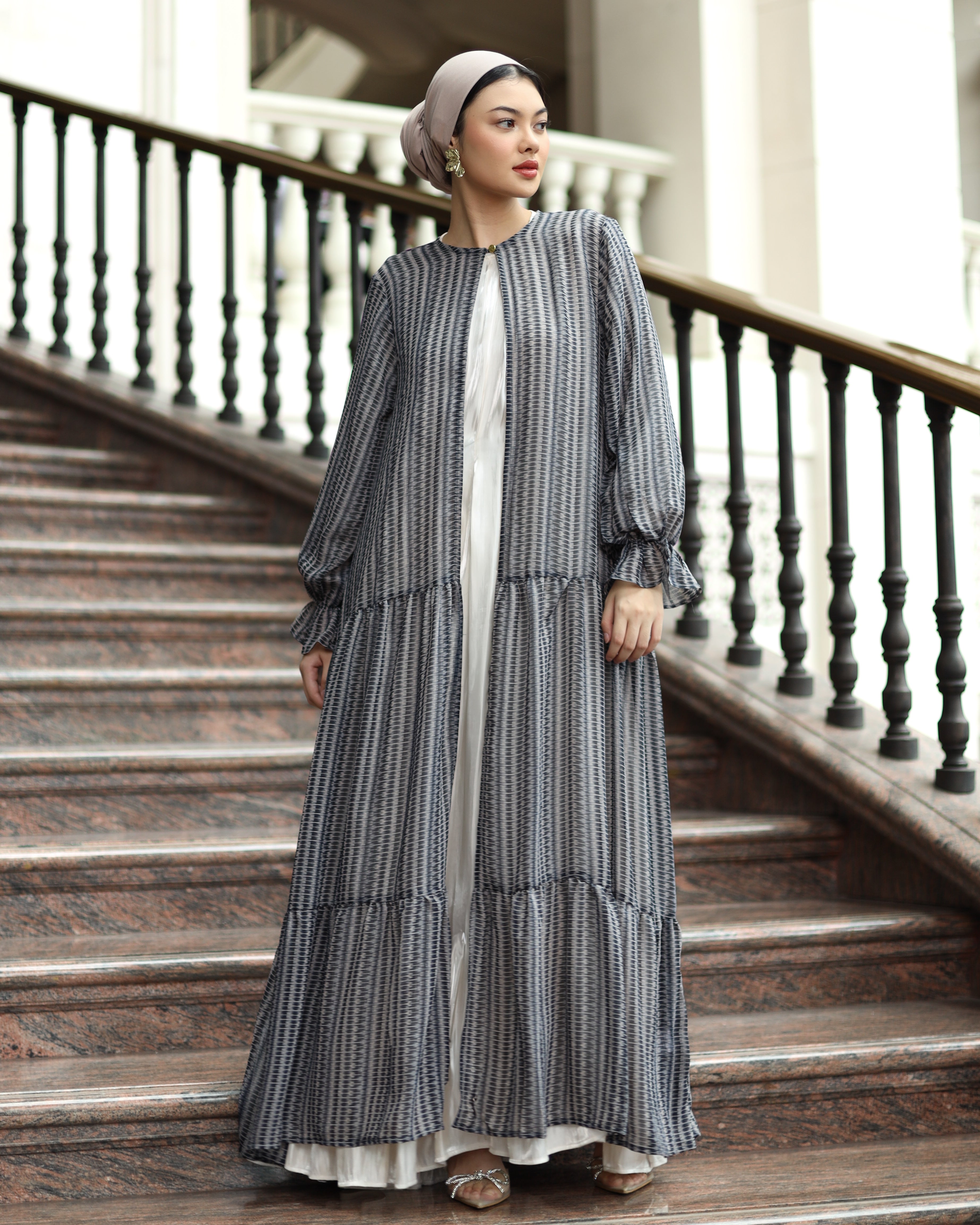 KARUNA OUTER – GEULIS