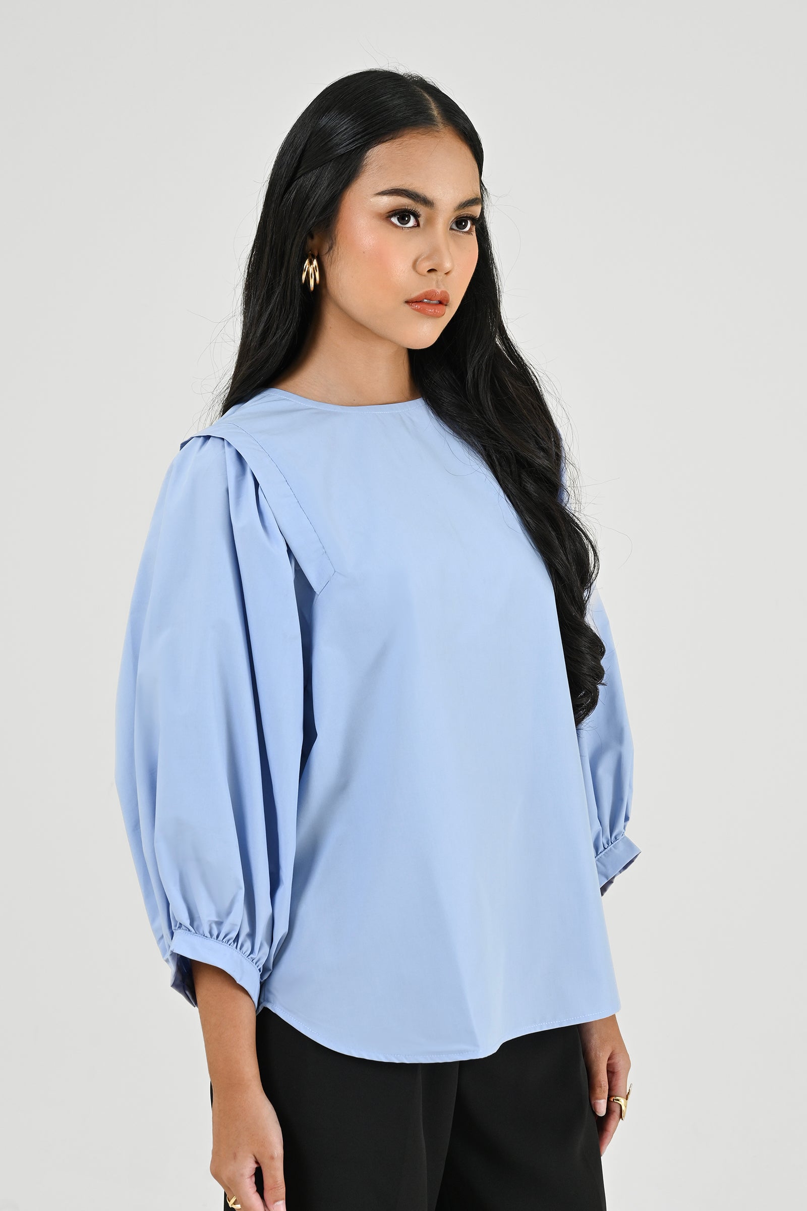PORIN BLOUSE – GEULIS