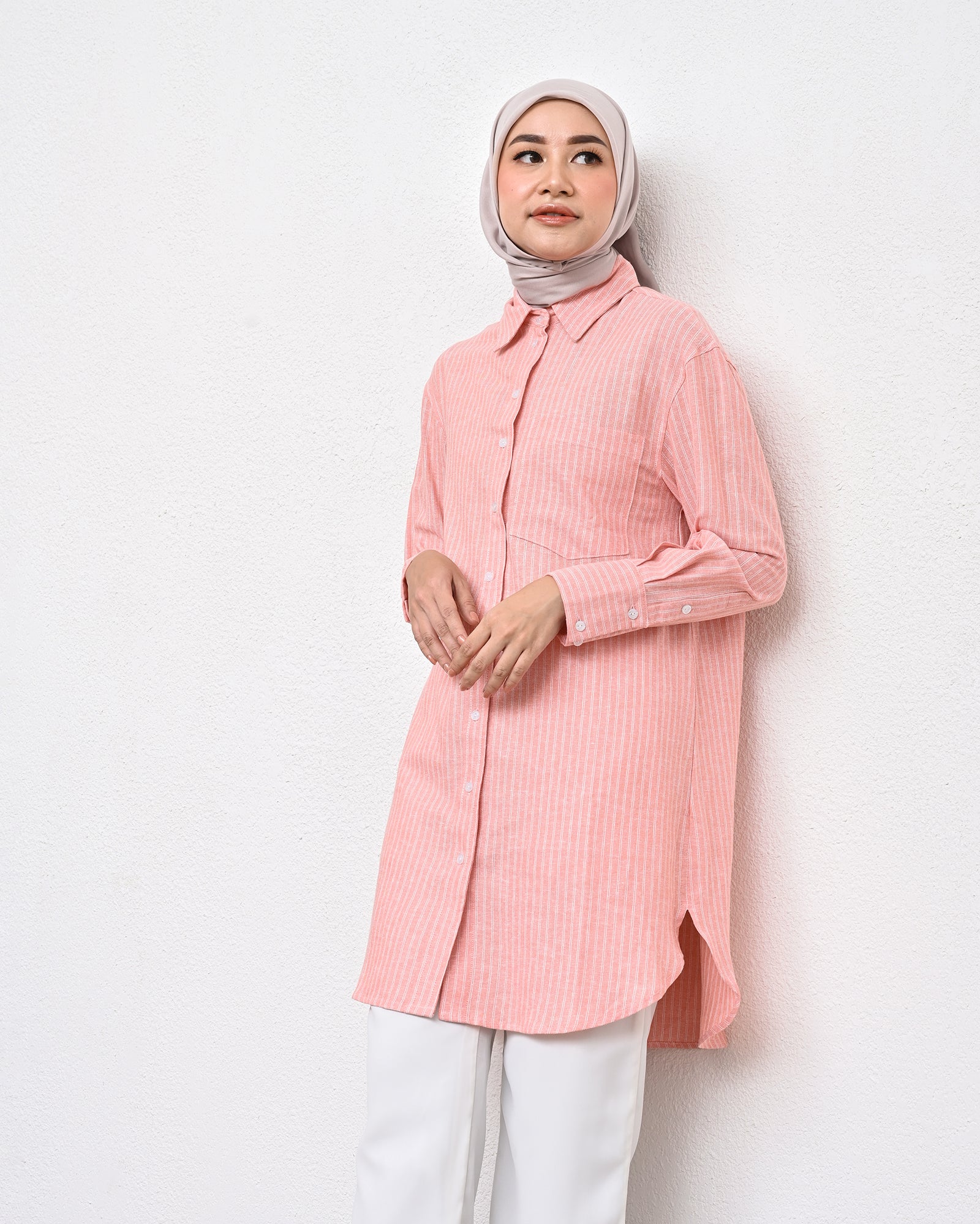 CAERA LINEN TUNIC – GEULIS & KASEP