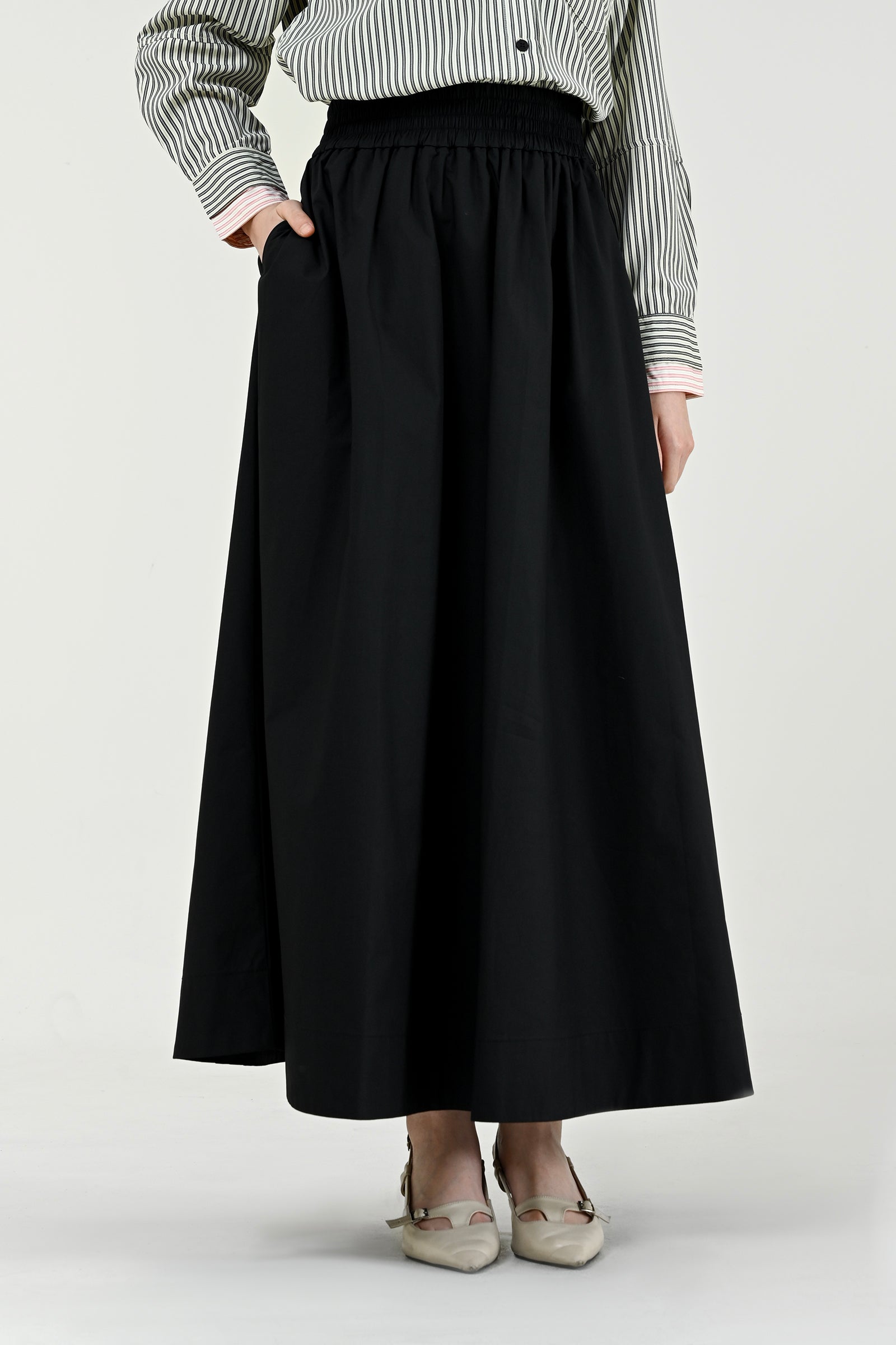 LUIKA SKIRT – GEULIS