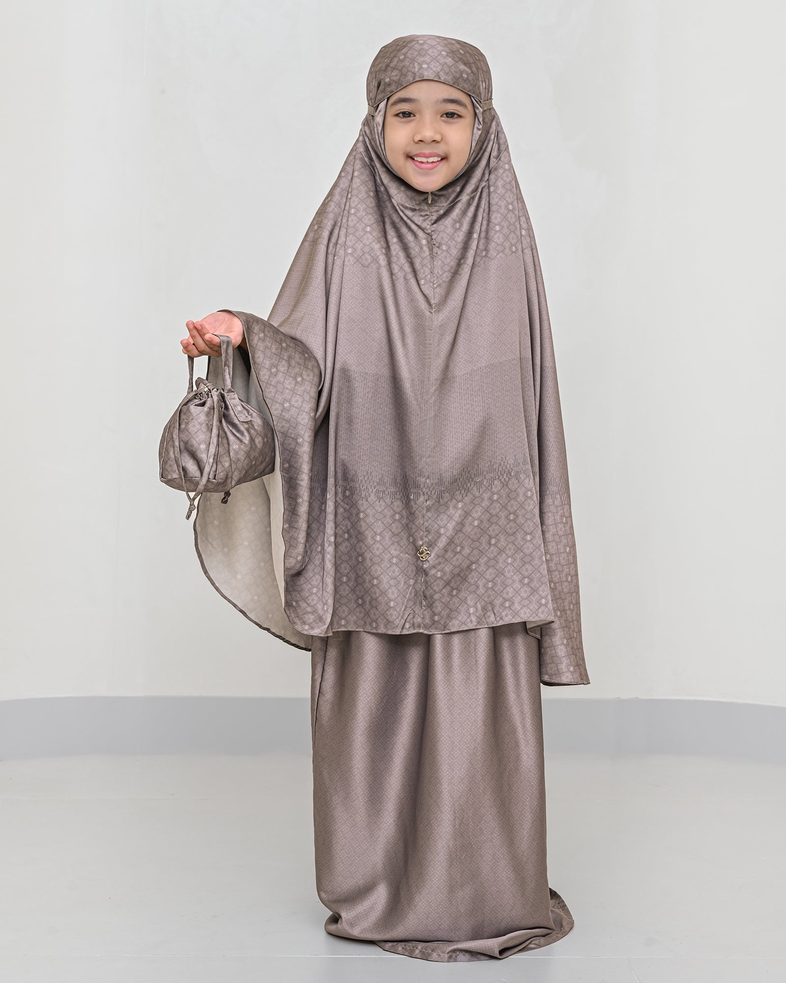 DELISA PRAYER SET – GEULIS