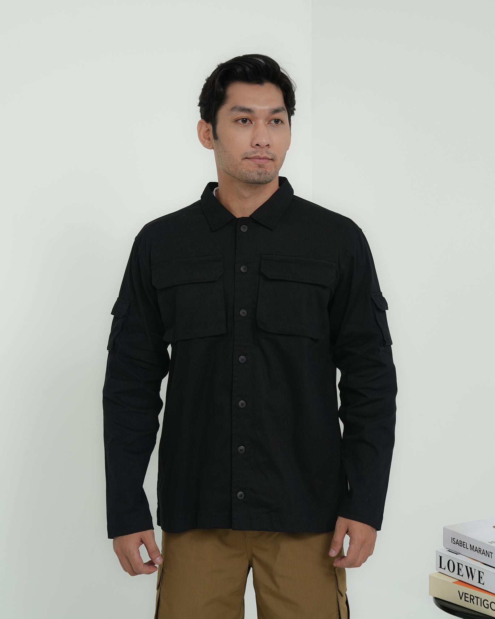 DEVANO OUTER – GEULIS