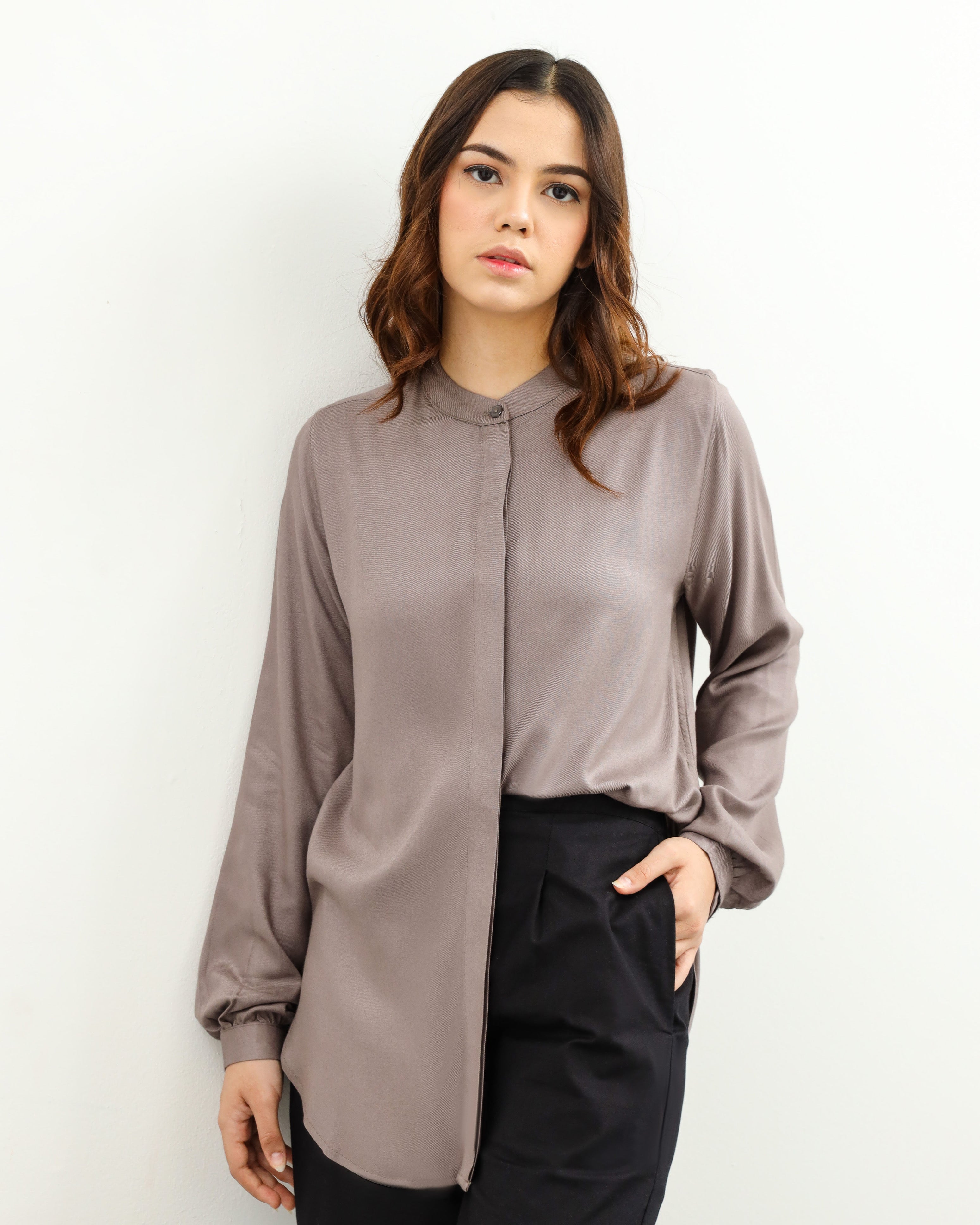 ELLEON TOP – GEULIS